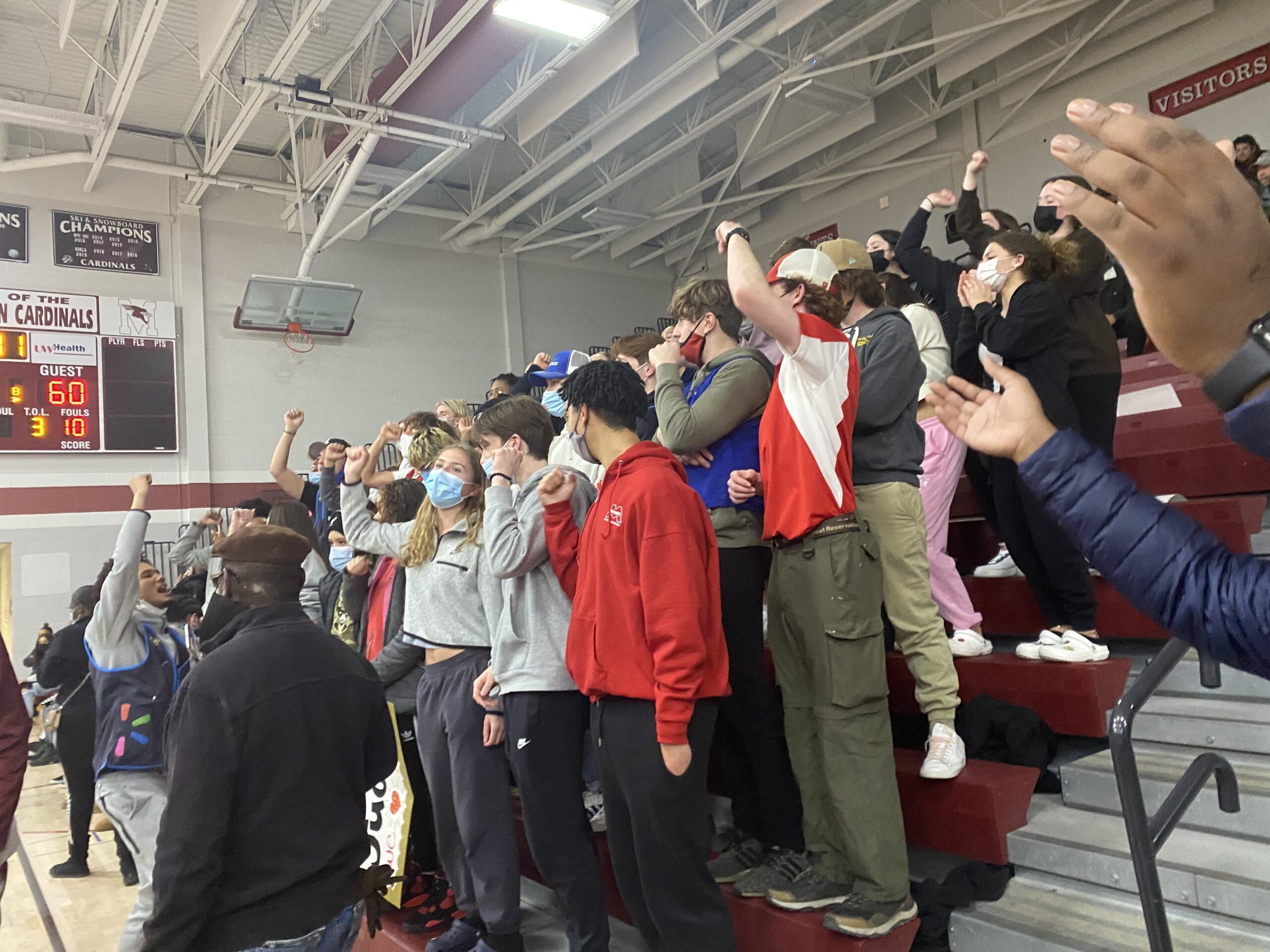 Crowd energy pushes Lancers to a basketball victory - Madison Commons
