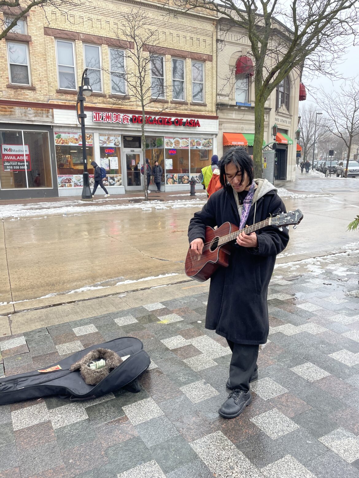 A stroll down State Street, busking all the way - Madison Commons ...